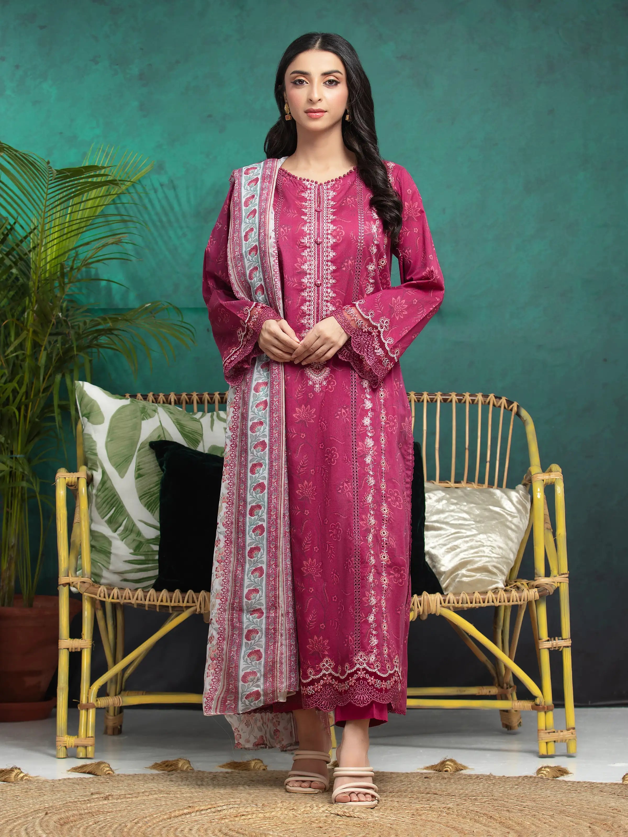 edenrobe Embroidered Khaddar Unstitched 3Pc Suit EWU24V11-30187