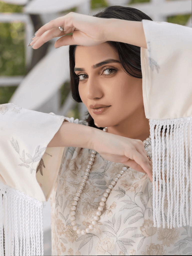 Gul Bano by Manizay Premium Embroidered Dhanak Unstitched 3Pc Suit M-0